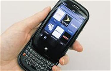 New touchscreen Palm Pre hits US market - Emirates 24|7