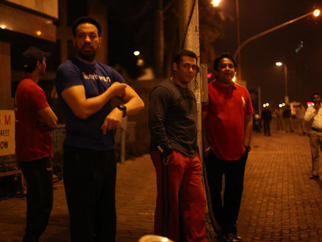 Salman Khan's surprise for marathon runners - Emirates 24|7