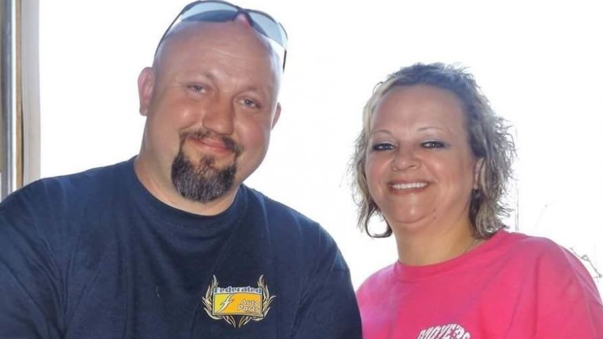 Parents killed, daughters injured in crash on Disney vacation ...