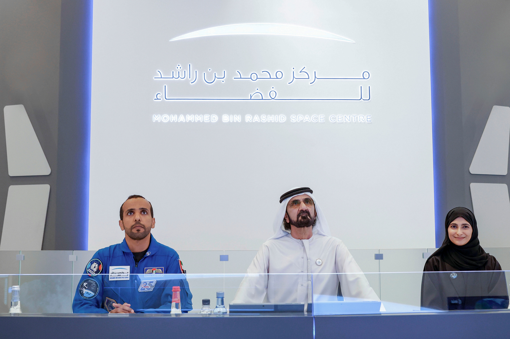 Mohammed bin Rashid speaks with Sultan AlNeyadi during Emirati ...