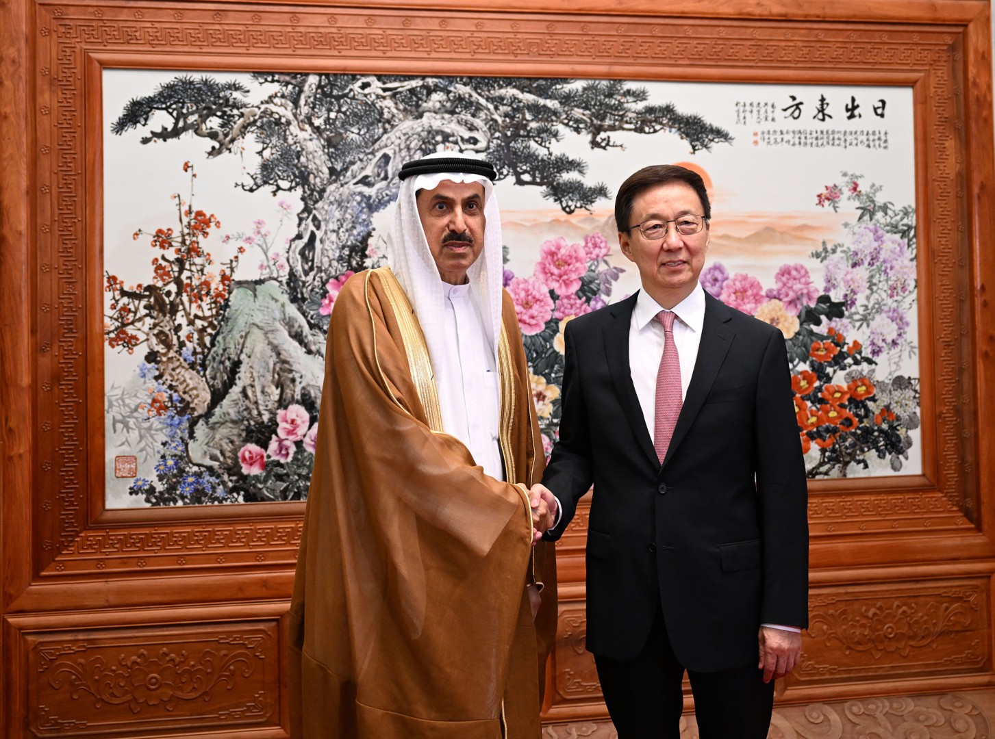 Chinese Vice President receives Saqr Ghobash - Emirates 24|7